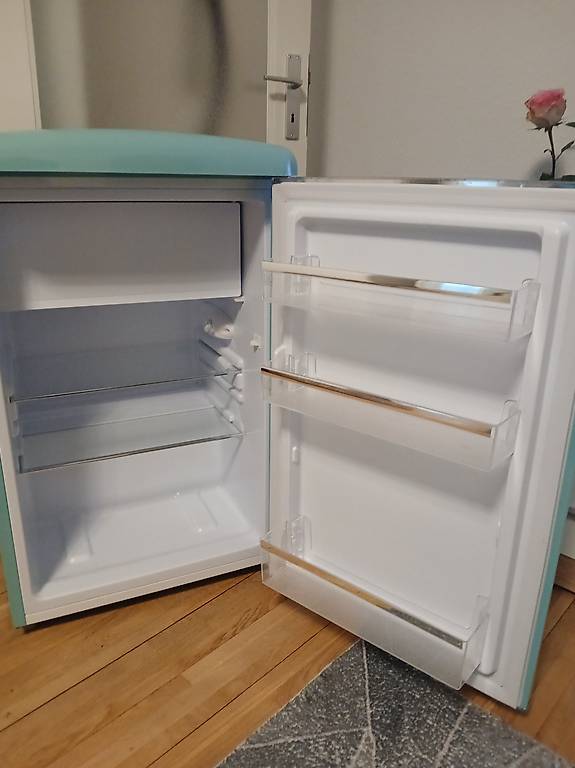 FRIGO SEVERIN " BLUE TURQUOISE " 180 Chf OPPORTUNITÉ Canton Genève ...
