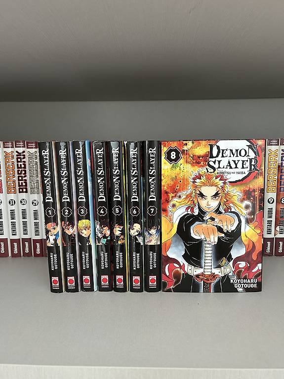 Demon Slayer Manga Tome 1 à 7 Canton Vaud - anibis.ch