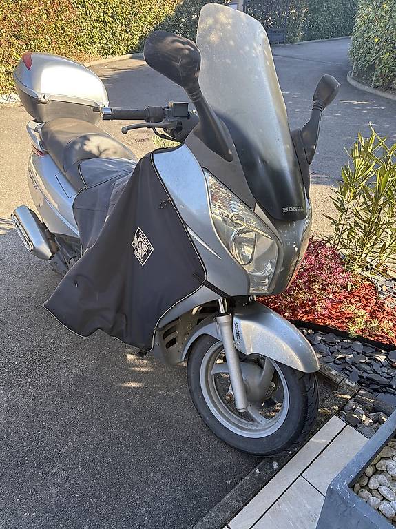 Scooter Honda S-Wing 125 Canton Vaud - anibis.ch