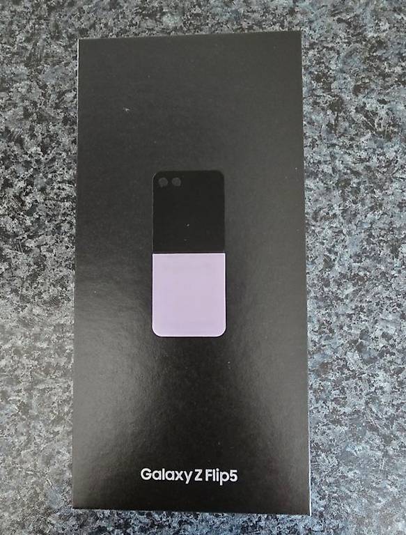 Samsung Galaxy Z Flip 5 256gb en bon état avec coque Canton Genève ...