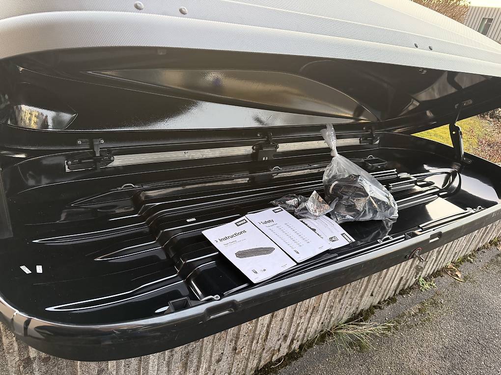 Thule Dachbox neu ! Canton Zurich - anibis.ch