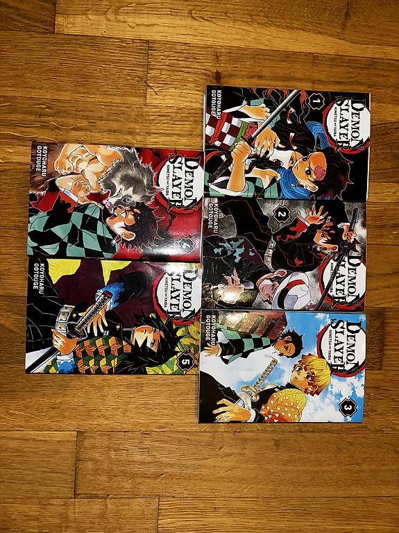 Demon Slayer Manga Tome 1 à 7 Canton Vaud - anibis.ch