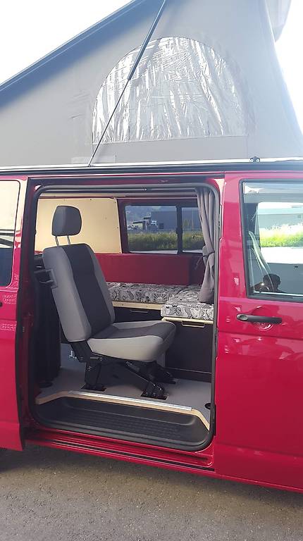 VW T5 4Motion Camping-car - Aménagement sur mesure - 180 CV im Kanton ...