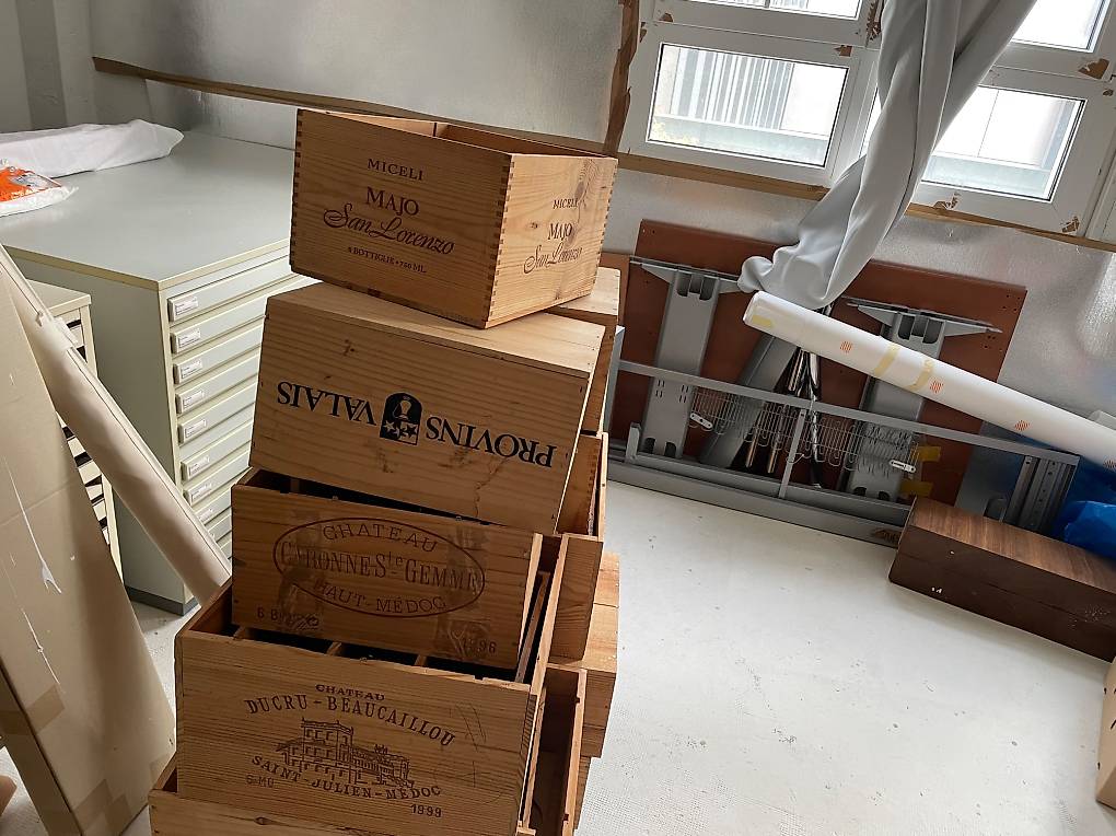 caisses à vin Canton Vaud - anibis.ch