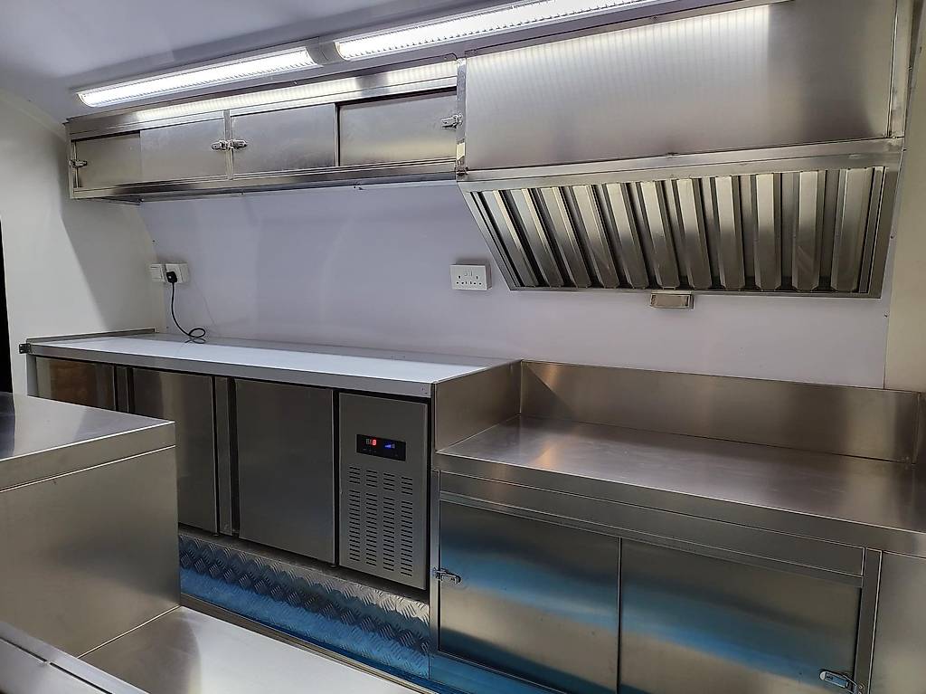 Remorque food truck imbisswagen foodtrailer 3.4M Canton Bâle-Ville ...