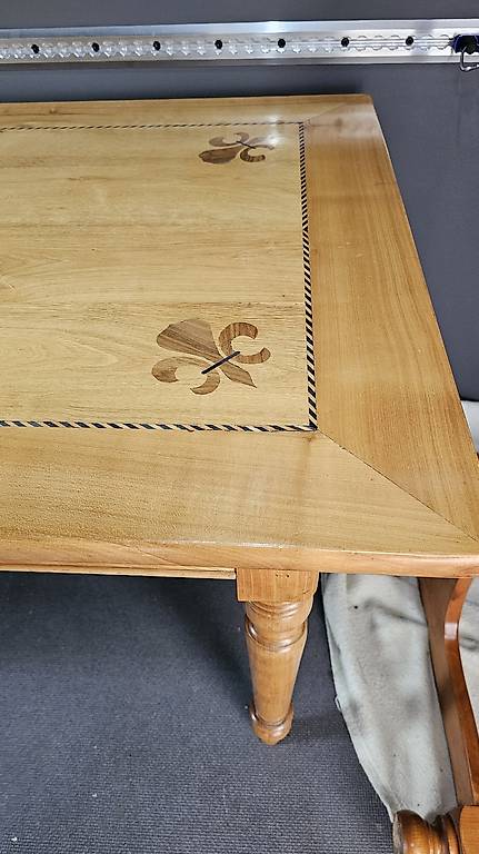 Très Grande Table Fribourgeoise 215cm voir photos Canton Jura - anibis.ch
