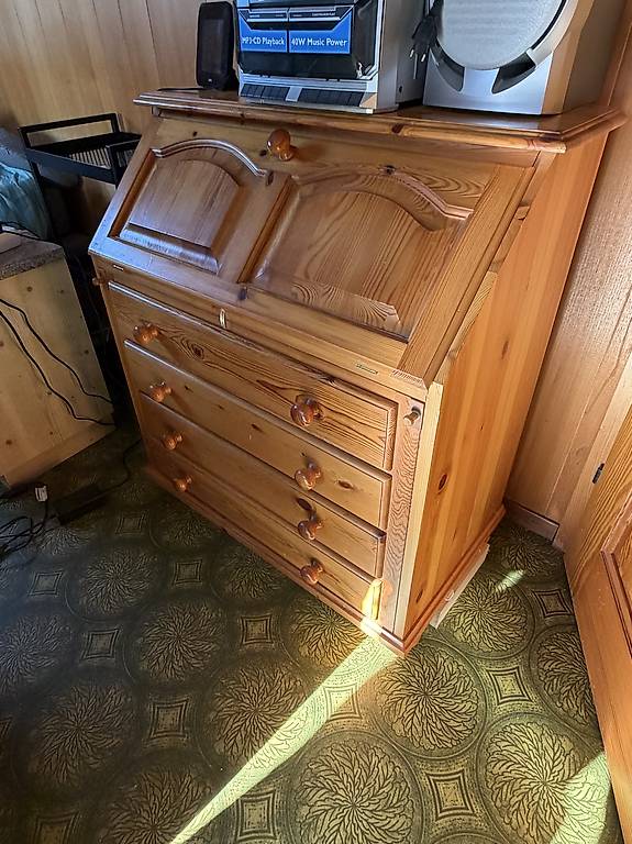 Bureau ancien Canton Fribourg - anibis.ch