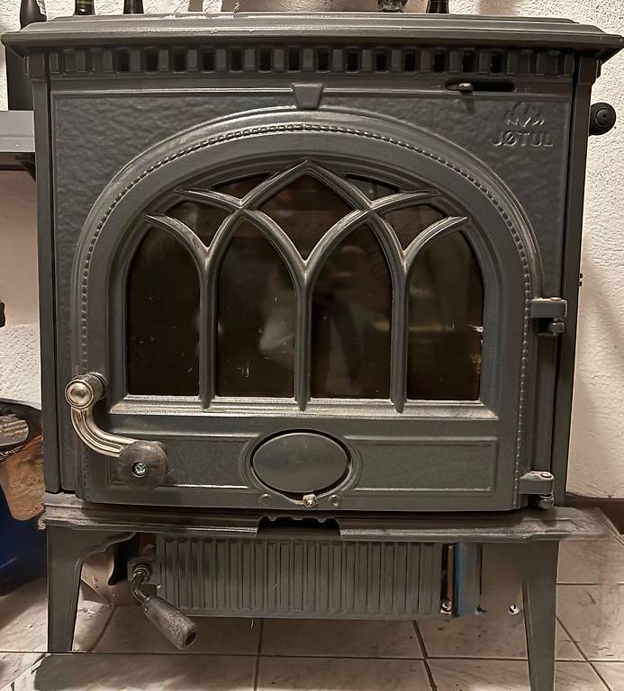 Pôele à bois Jotul F3 GRE en fonte Canton Genève - anibis.ch