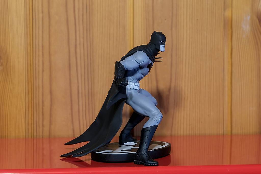 BATMAN Black & White statue by Greg Capullo Canton Fribourg - anibis.ch