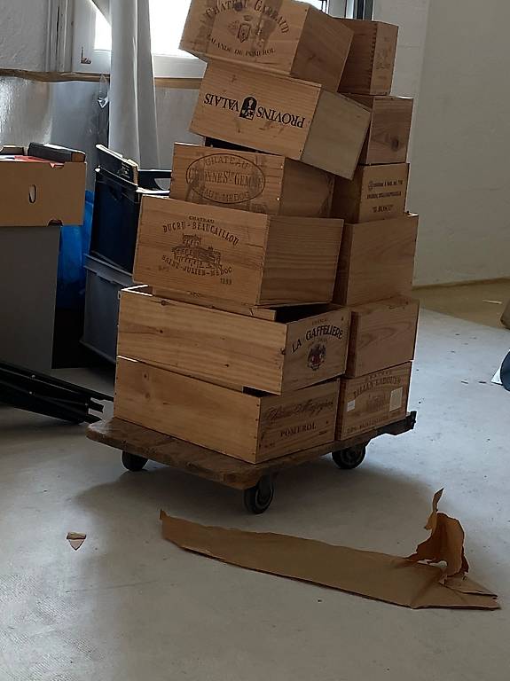 caisses à vin Canton Vaud - anibis.ch