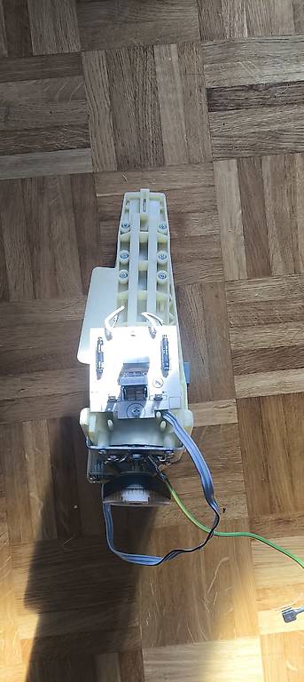 Moteur entraînement Delonghi ESAMO3.110.S EX:1 Canton Jura - anibis.ch