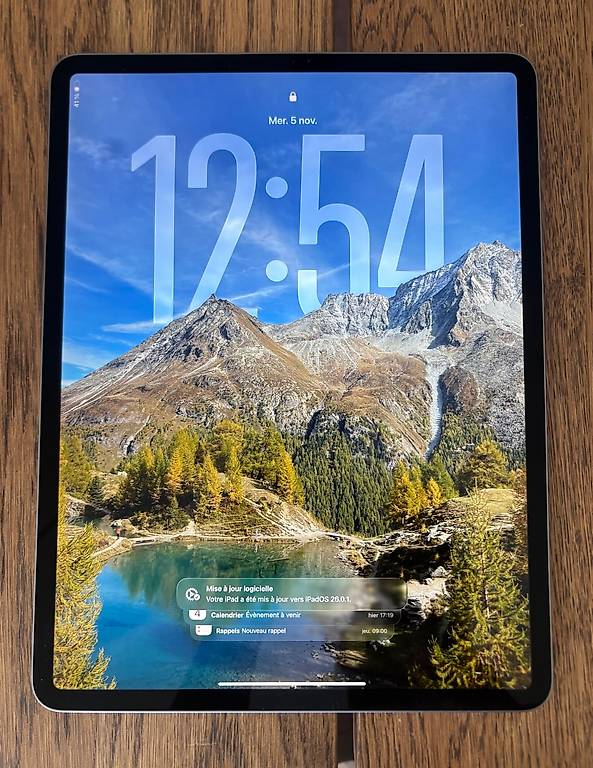 iPad Pro 12.9" 4e gen 128 Go Wi-Fi + clavier Logitech Canton Vaud ...