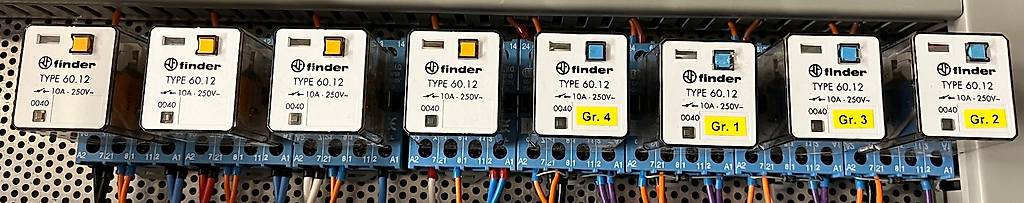 Tableau éléctrique - Relais - Bornier - Disjoncteur - etc. Canton Vaud ...