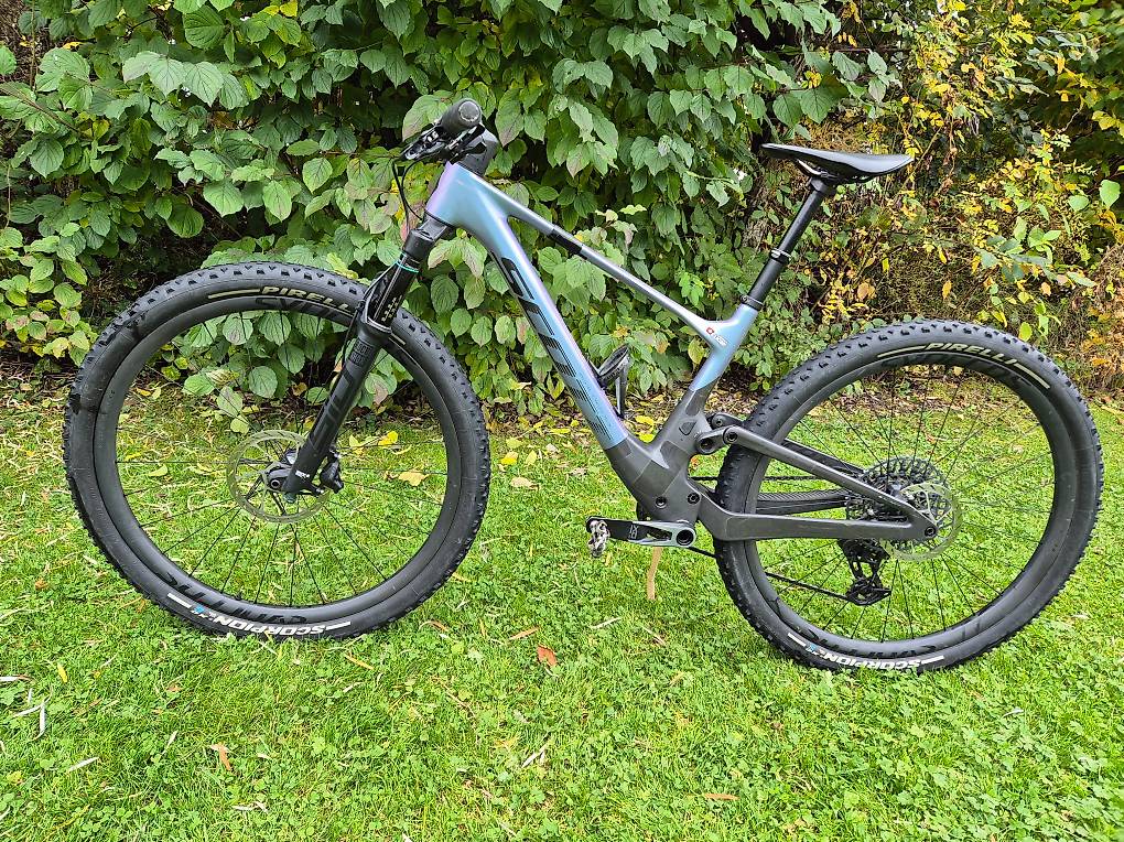 SCOTT Spark RC World Cup TR 2024 CONTESSA Canton Fribourg - anibis.ch