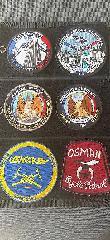 Badges des brigades VTT police im Kanton Waadt - anibis.ch