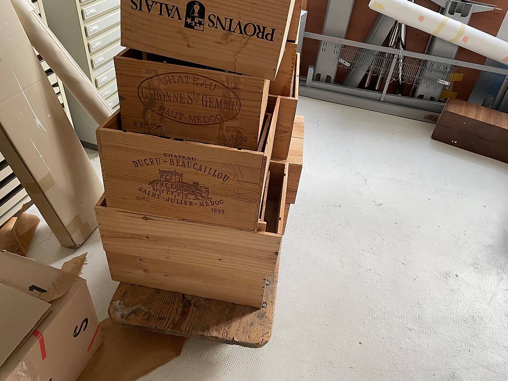 caisses à vin Canton Vaud - anibis.ch