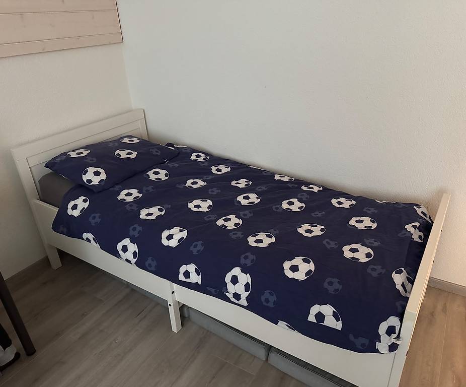 2 sommiers 90x200 ikea Leirsund parfait état Canton Vaud - anibis.ch