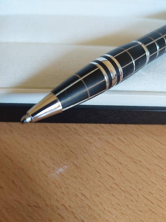 Montblanc Starwalker rubber - stylo Canton Vaud - anibis.ch