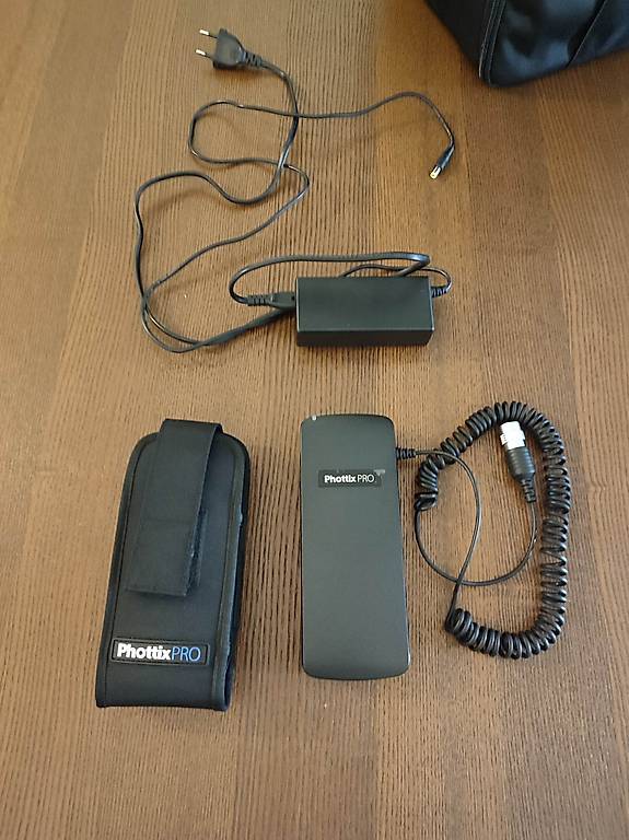 Kit flash Phottix Indra 360 et Odin trigger-récepteur im Kanton Waadt ...