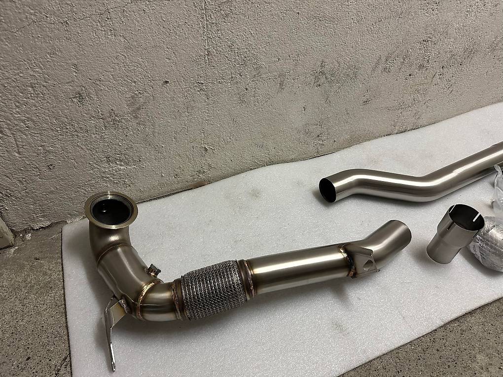 Downpipe decat pour VW MK8 R Golf, Audi S3 8Y VAG Canton Vaud - anibis.ch