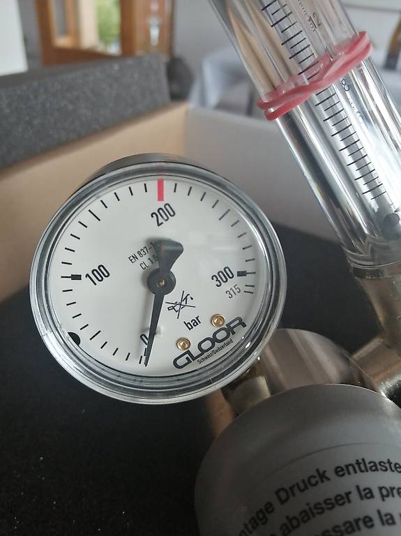 Mano-détendeur GLORR pour Azote (filletage à gauche) Canton Berne ...