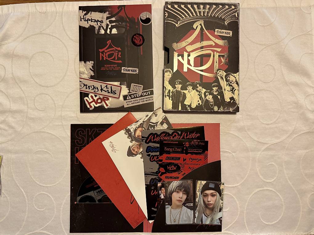 Album kpop Stray Kids Karma NEUF Canton Vaud - anibis.ch