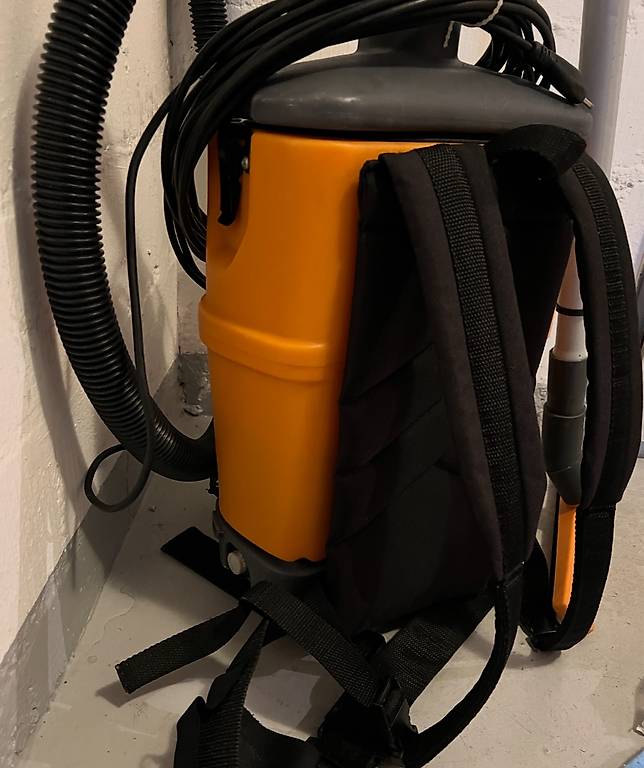 Taski Dorsalino Rückenstaubsauger im Kanton Aargau - anibis.ch
