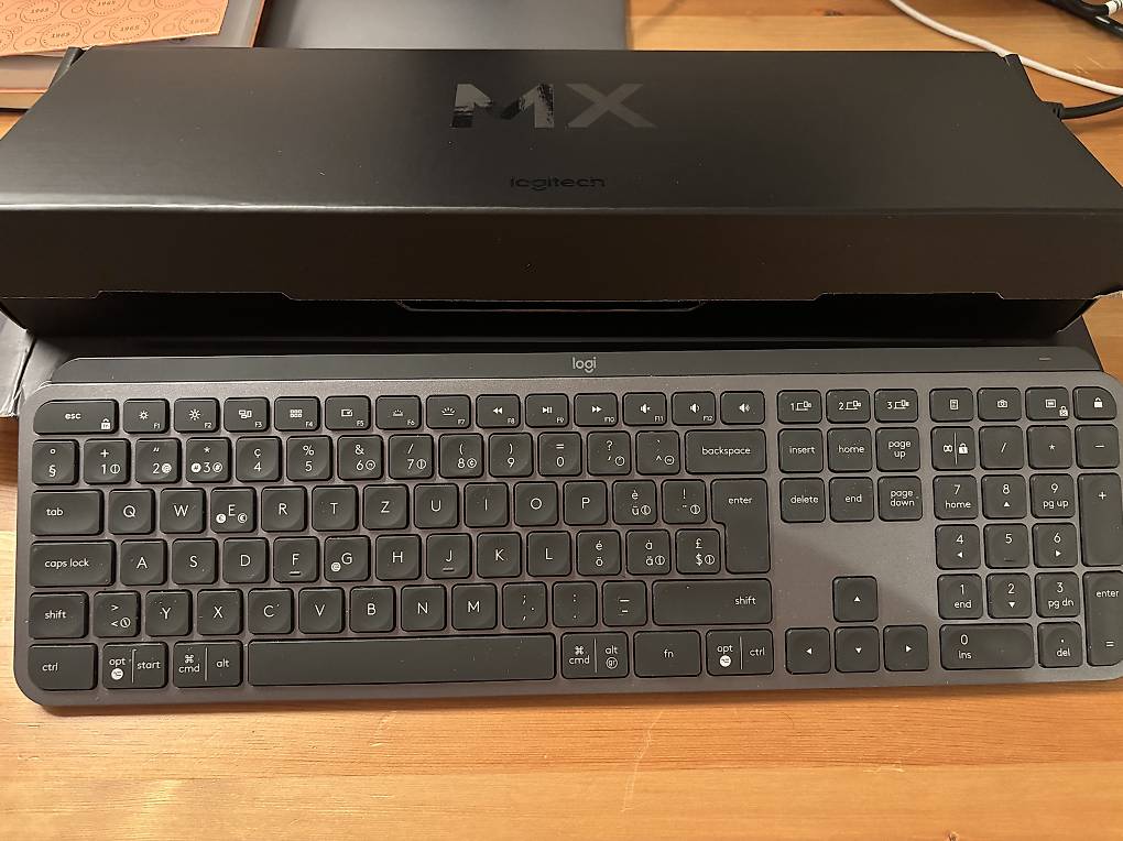 Logitech MX Keys Keyboard - Like new Canton Vaud - anibis.ch