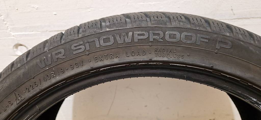 Pneus hiver 19' Ford Puma Canton Vaud - anibis.ch