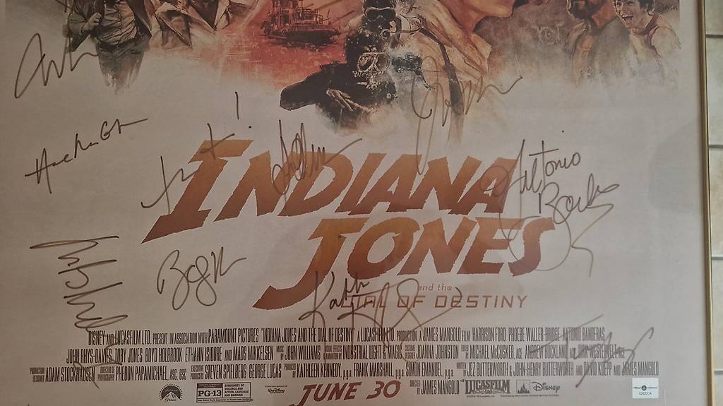 INDIANA JONES et le cadran de la destinée. Affiche dédicacée im Kanton ...