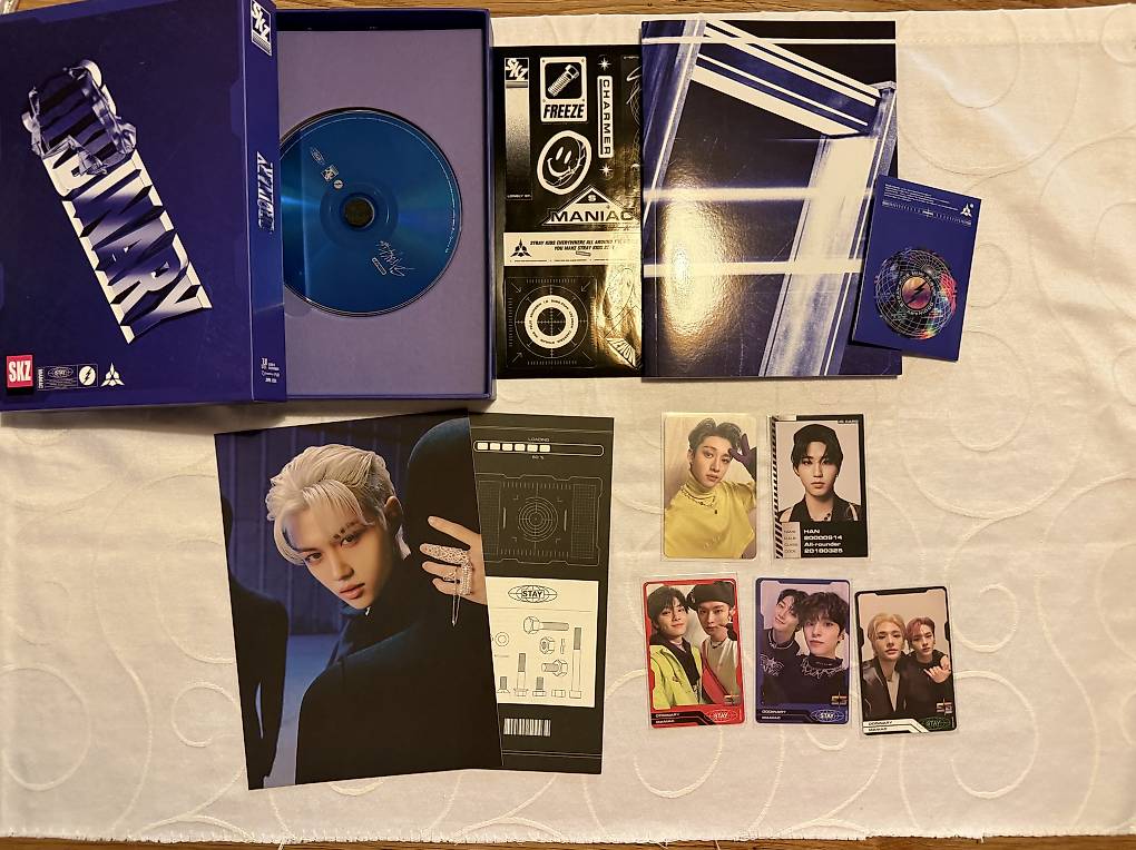 Album kpop Stray Kids Karma NEUF Canton Vaud - anibis.ch