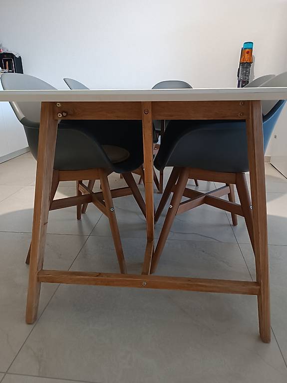 Table à manger Canton Vaud - anibis.ch