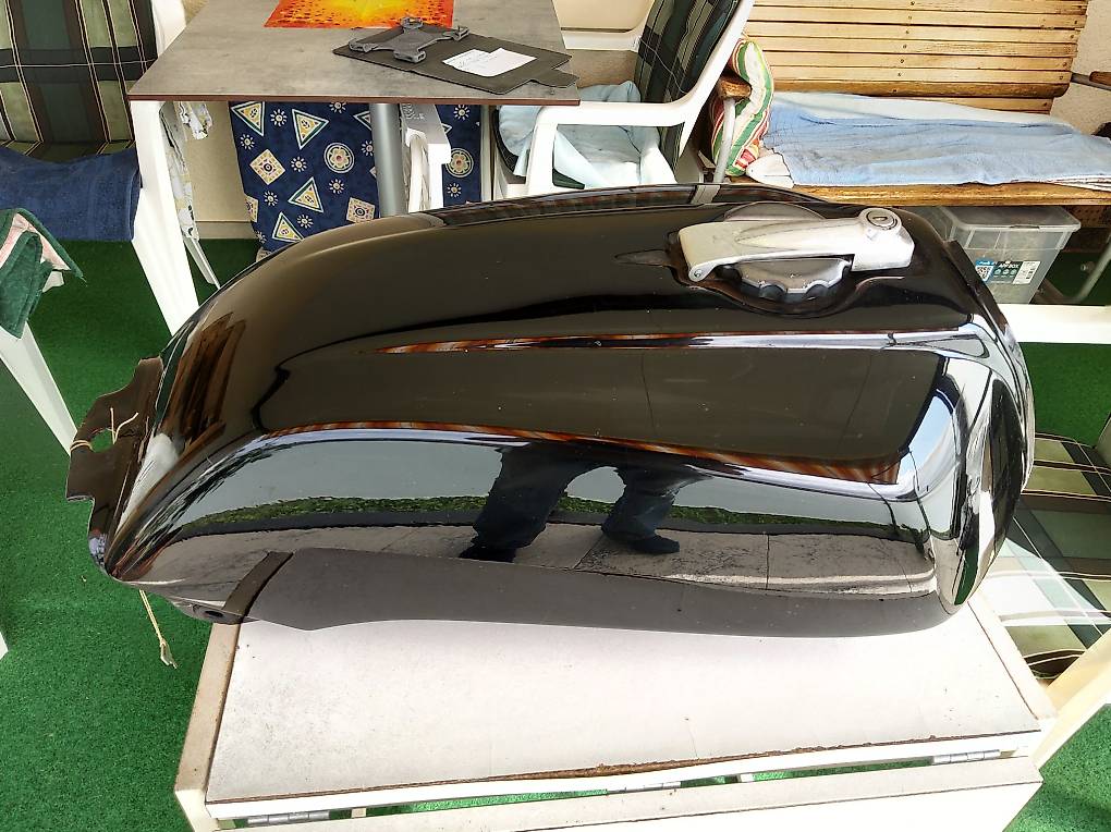 Tanks zu Suzuki GS 110 X und Honda Bol'dor im Kanton Aargau - anibis.ch