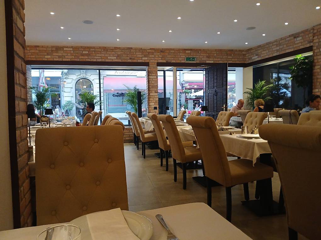 serveur/serveuse Canton Vaud - anibis.ch