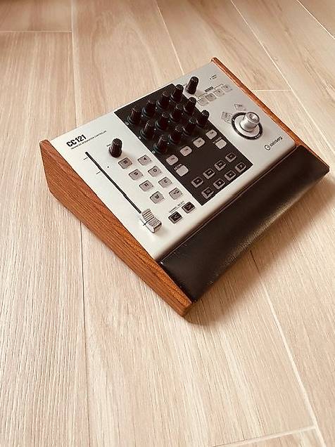 Surface de contrôle MIDI motorisée pour Cubase / Nuendo Canton Vaud ...