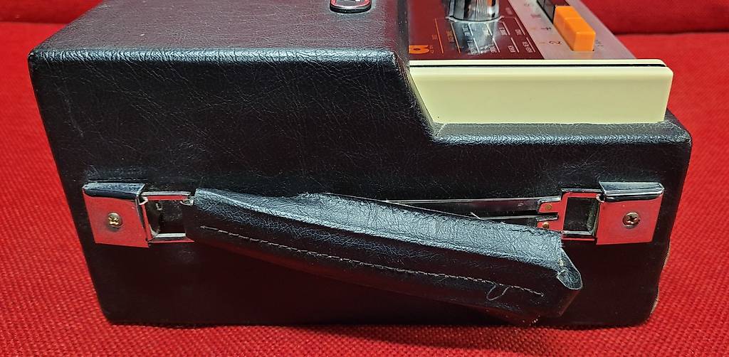 Ace Tone Rhythm Ace FR-3 Vintage analoge Drum Machine Canton Zurich ...