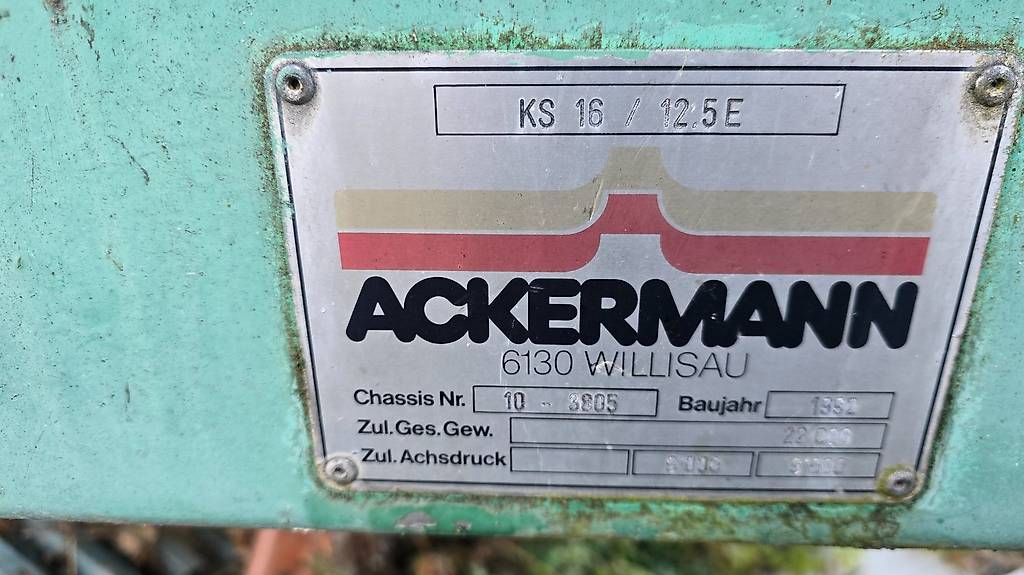 Remorque frigo Migros semi à double essieux im Kanton Wallis - anibis.ch