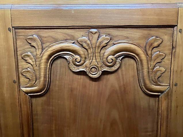 Armoire fribourgeoise ancienne Canton Vaud - anibis.ch