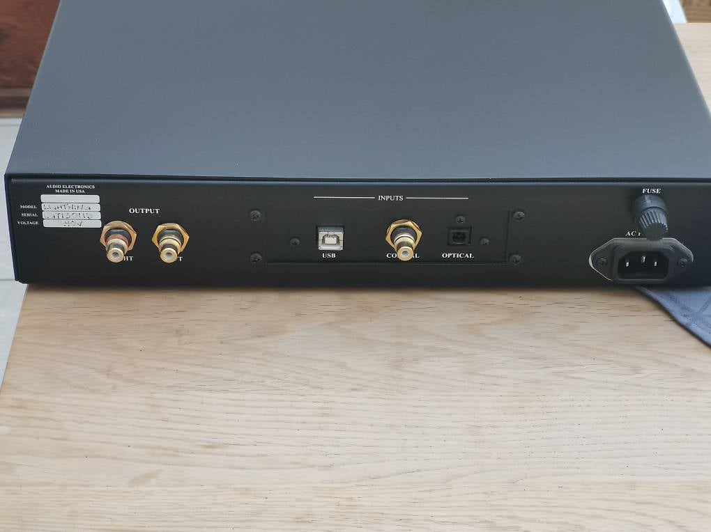 AE by Cary Lightning : un DAC USB haut de gamme Canton Vaud - anibis.ch