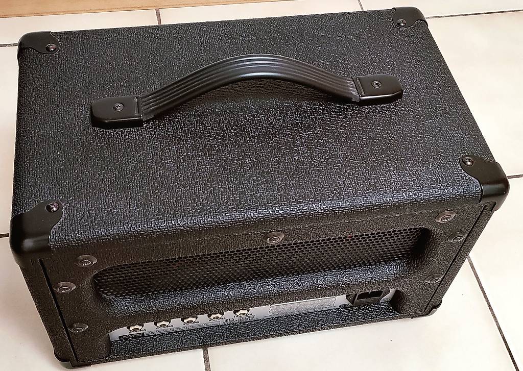 Blackheart BH5H Little Giant - Guitar Amplifier Head Canton Vaud ...