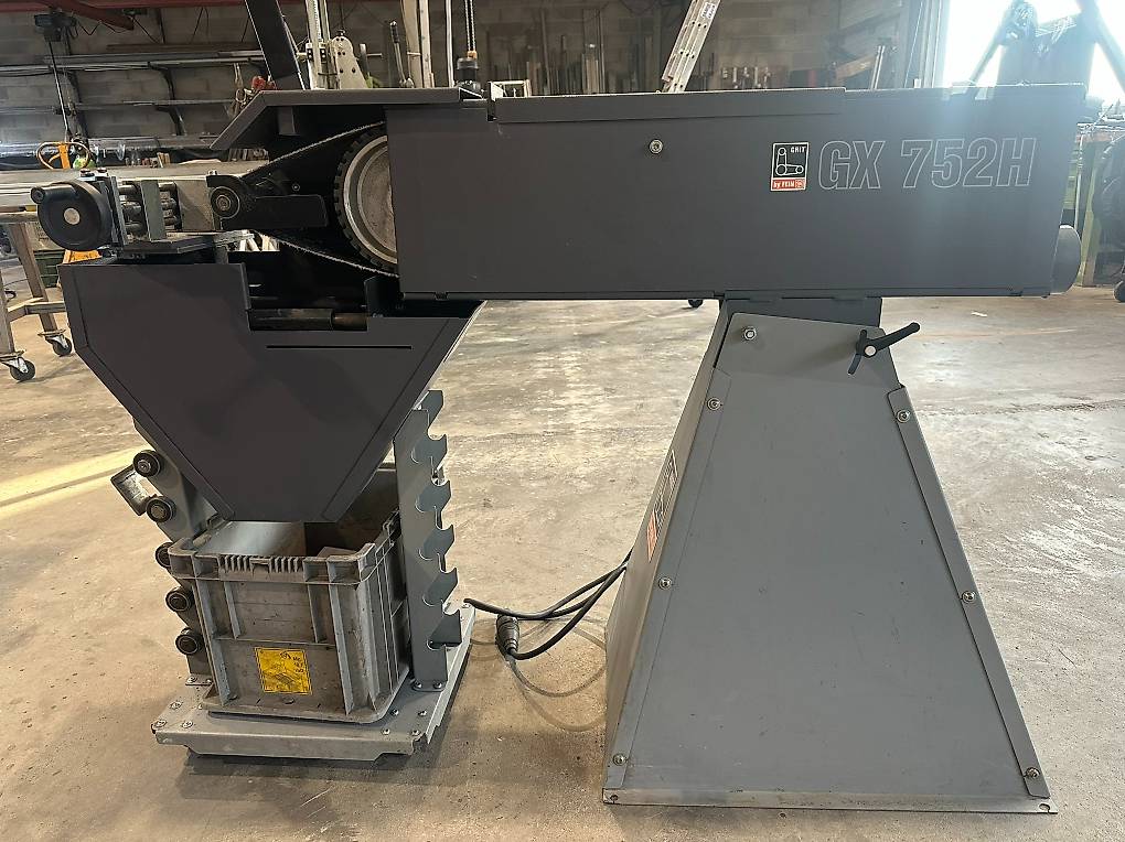 Fein-Grit Lapidaire avec unité de grugeage pour tubes ronds Canton Vaud ...