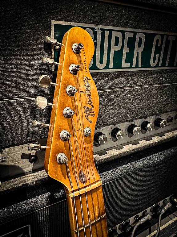 Monkey Telecaster relic Daphne blue Canton Vaud - anibis.ch