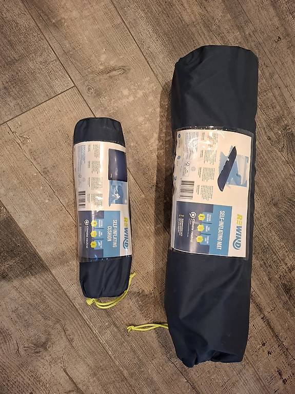 Matelas et oreiller autogonflants Canton Vaud - anibis.ch