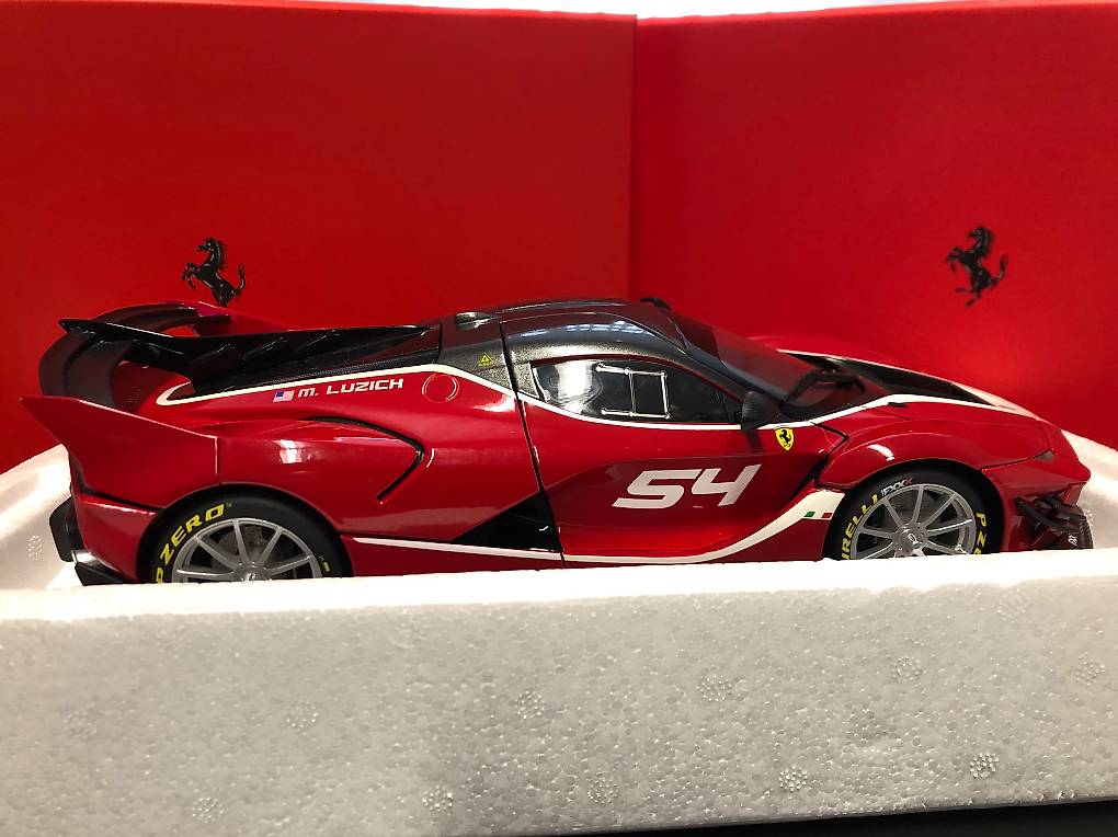 Ferrari FXXK EVO Bburago Signature 1:18 Canton Zurich - anibis.ch