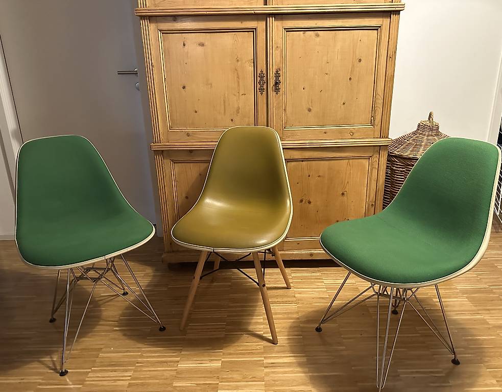 Herman Miller Vitra Eames Vintage Chair Fibre de verre Canton Genève ...