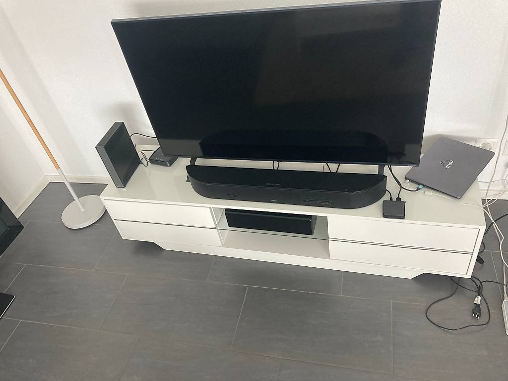 A donner - Grand meuble TV Canton Fribourg - anibis.ch