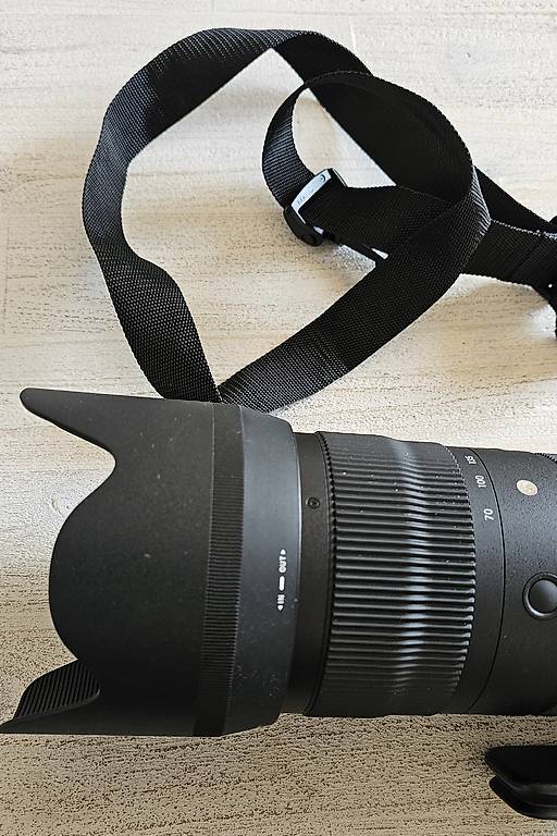 Objectif photographique Sigma 70-200mm f/2.8 DG OS HSM Canton Neuchâtel ...