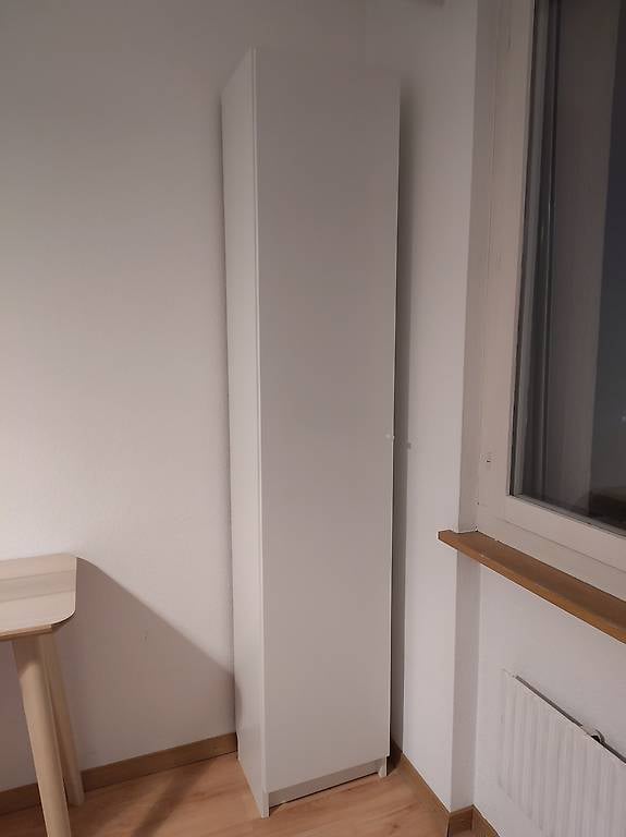 Armoire Billy Ikea comme neuve Canton Fribourg - anibis.ch