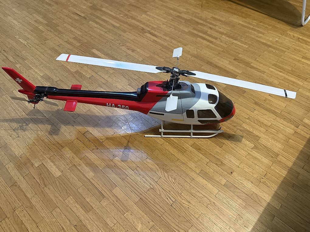 Blade 450 avec fuselage fibre AS 350 Écureuil im Kanton Genf - anibis.ch