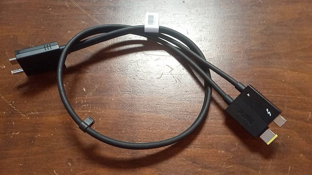Lenovo ThinkPad Thunderbolt 4 Split Cable im Kanton Aargau - anibis.ch